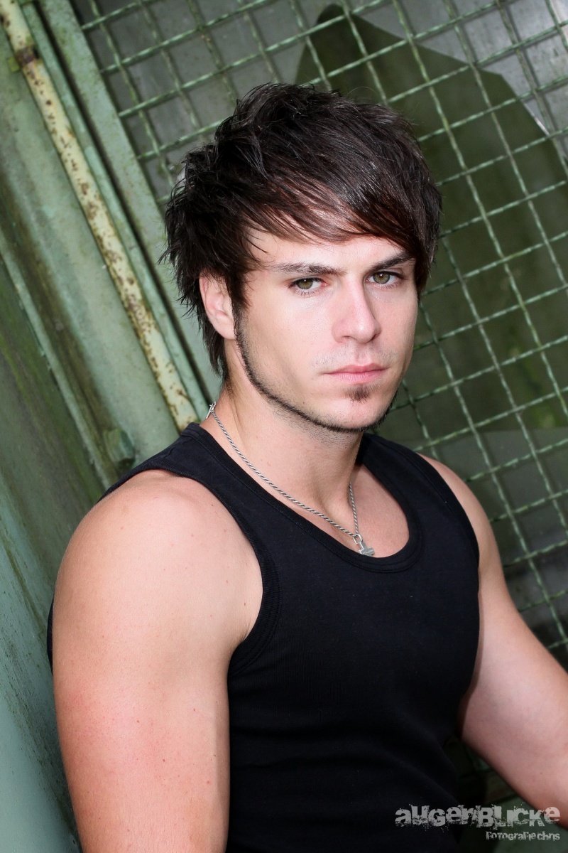 Chris Wiener's photo portfolio - 0 albums and 5 photos | Model Mayhem